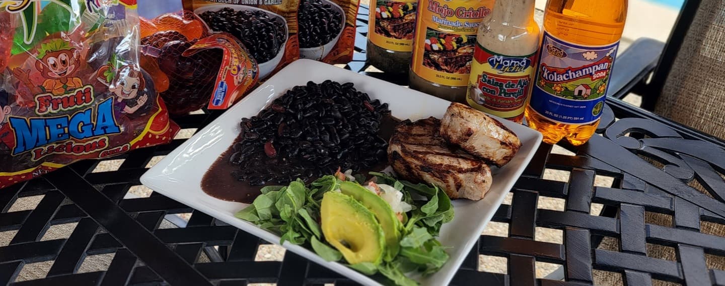 Grilled Pork Chops With Mojo Criollo Sauce | Recetas | Mama Lycha